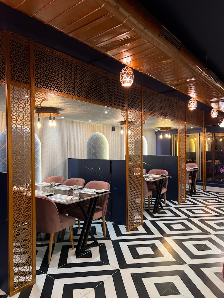 Hungry cars Restaurant